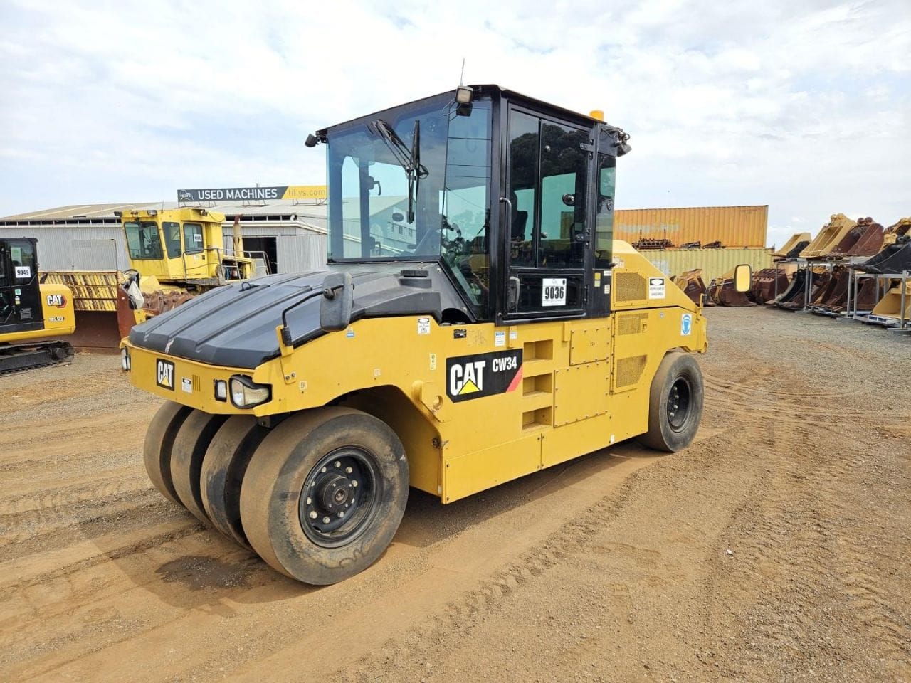 CAT CW34 Multi Tyred Roller | Quotor
