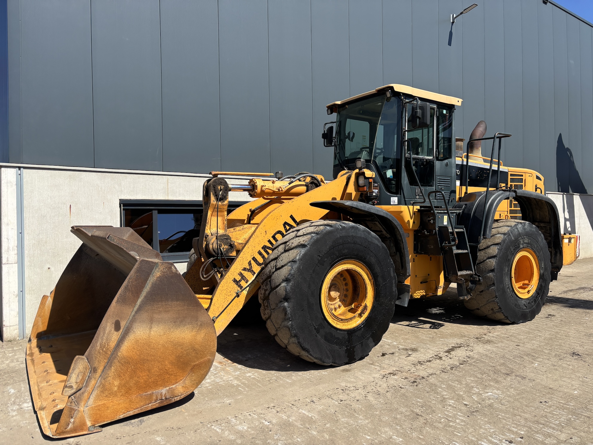Hyundai HL770-9 Wheel Loader | Quotor